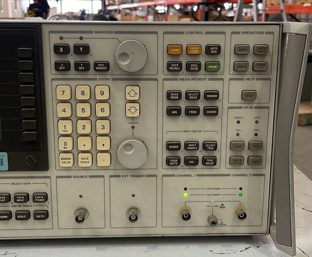HP 3562A Dynamic Signal Analyzer